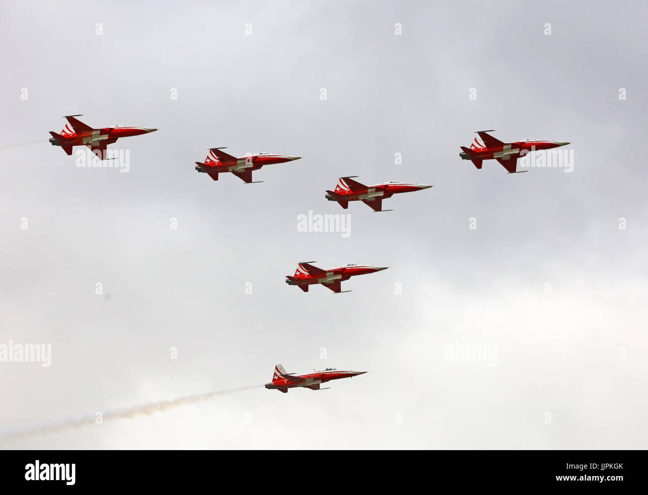 Patrouille suisse hi-res stock photography and images - Alamy