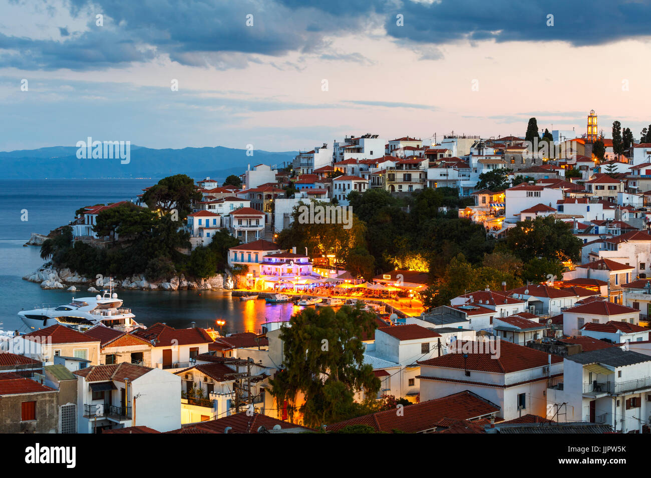 Skiathos town hi-res stock photography and images - Alamy
