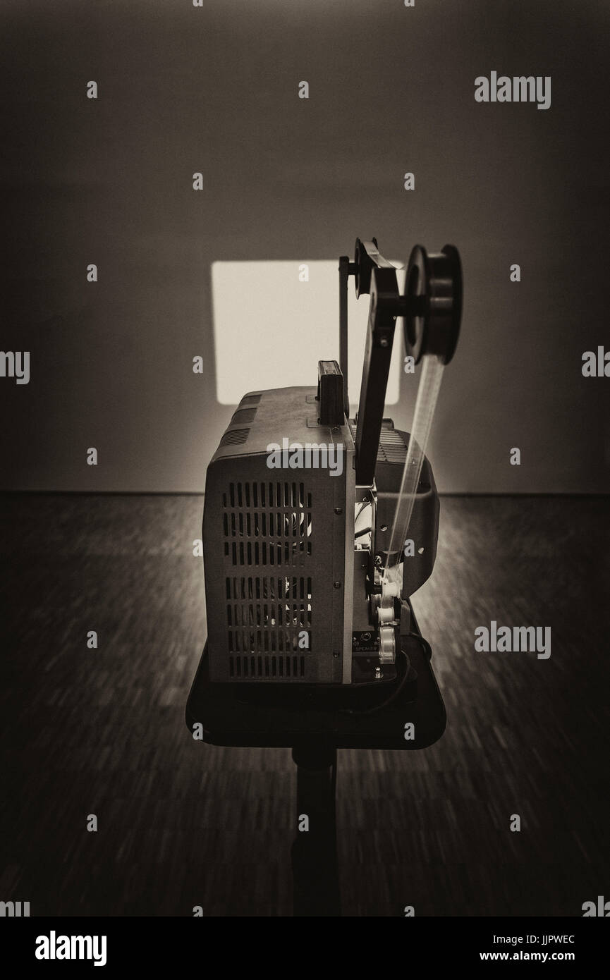 Retro film projector Stock Photo - Alamy
