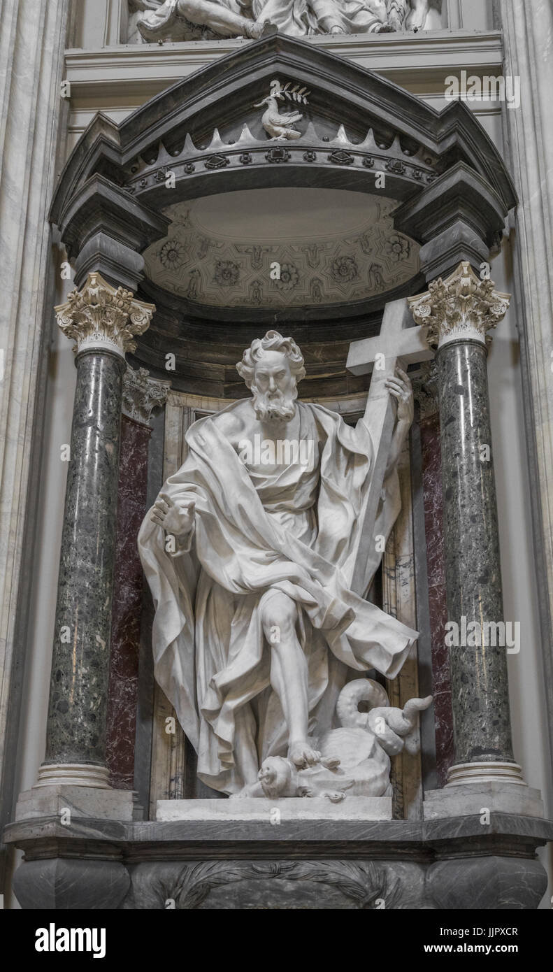 Statue st philip in basilica hi-res stock photography and images - Alamy