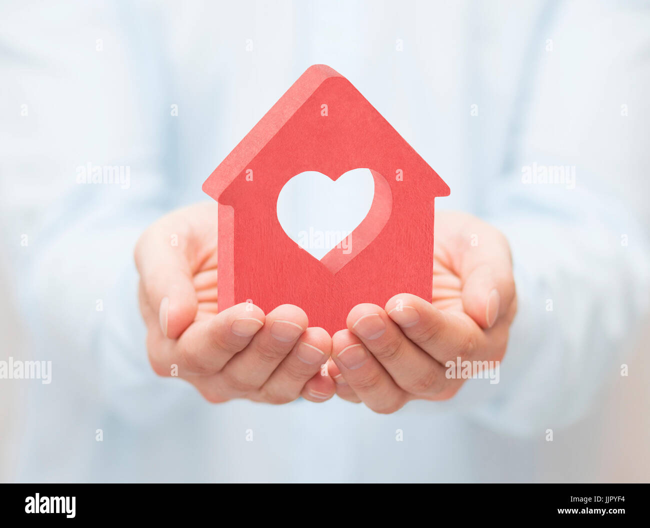 House and heart hi-res stock photography and images - Alamy