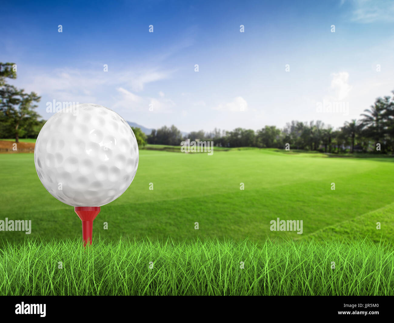 3d rendering golf ball on tee side view Stock Photo - Alamy