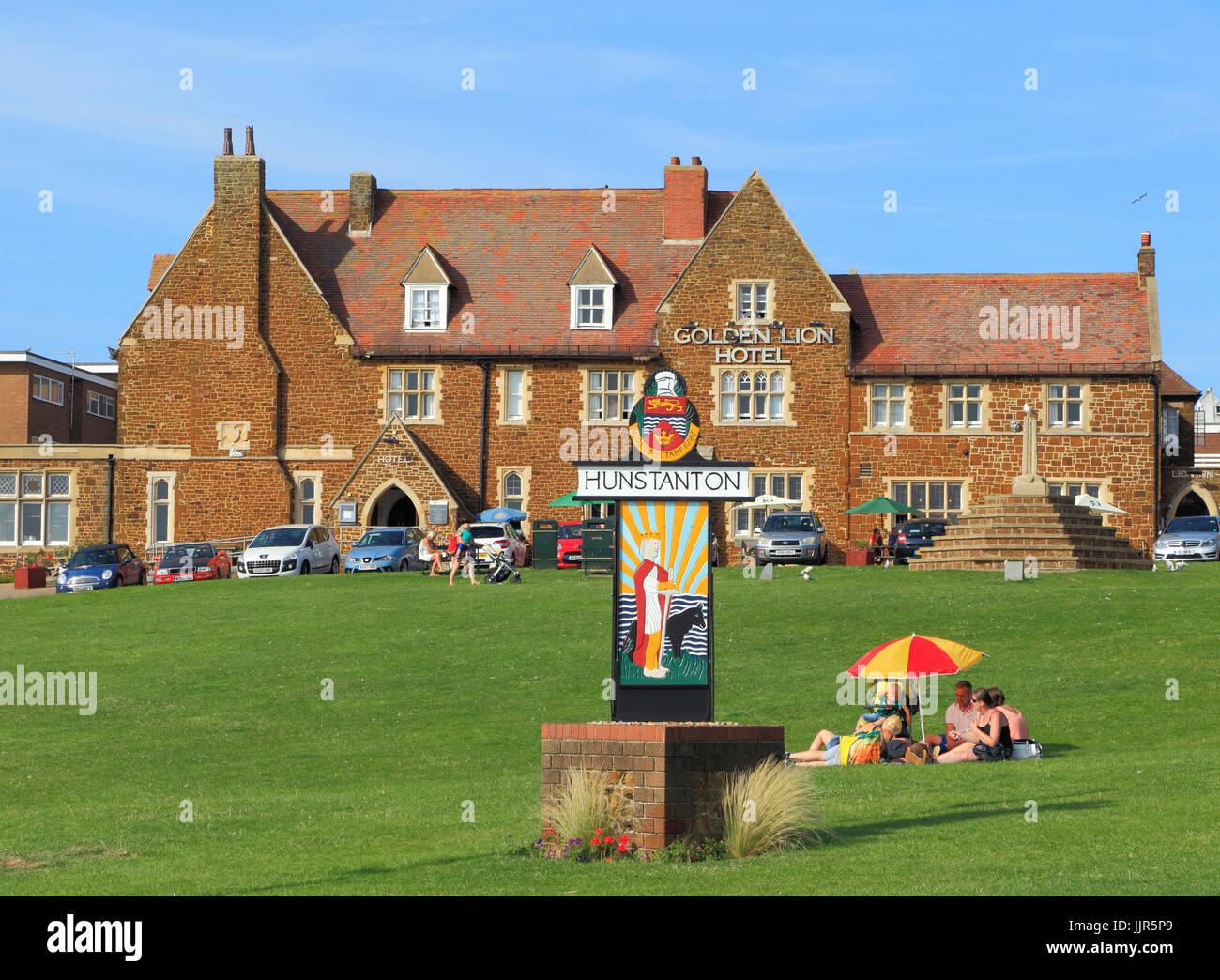 Hunstanton, The Green, town sign, Golden Lion Hotel, Norfolk, England ...