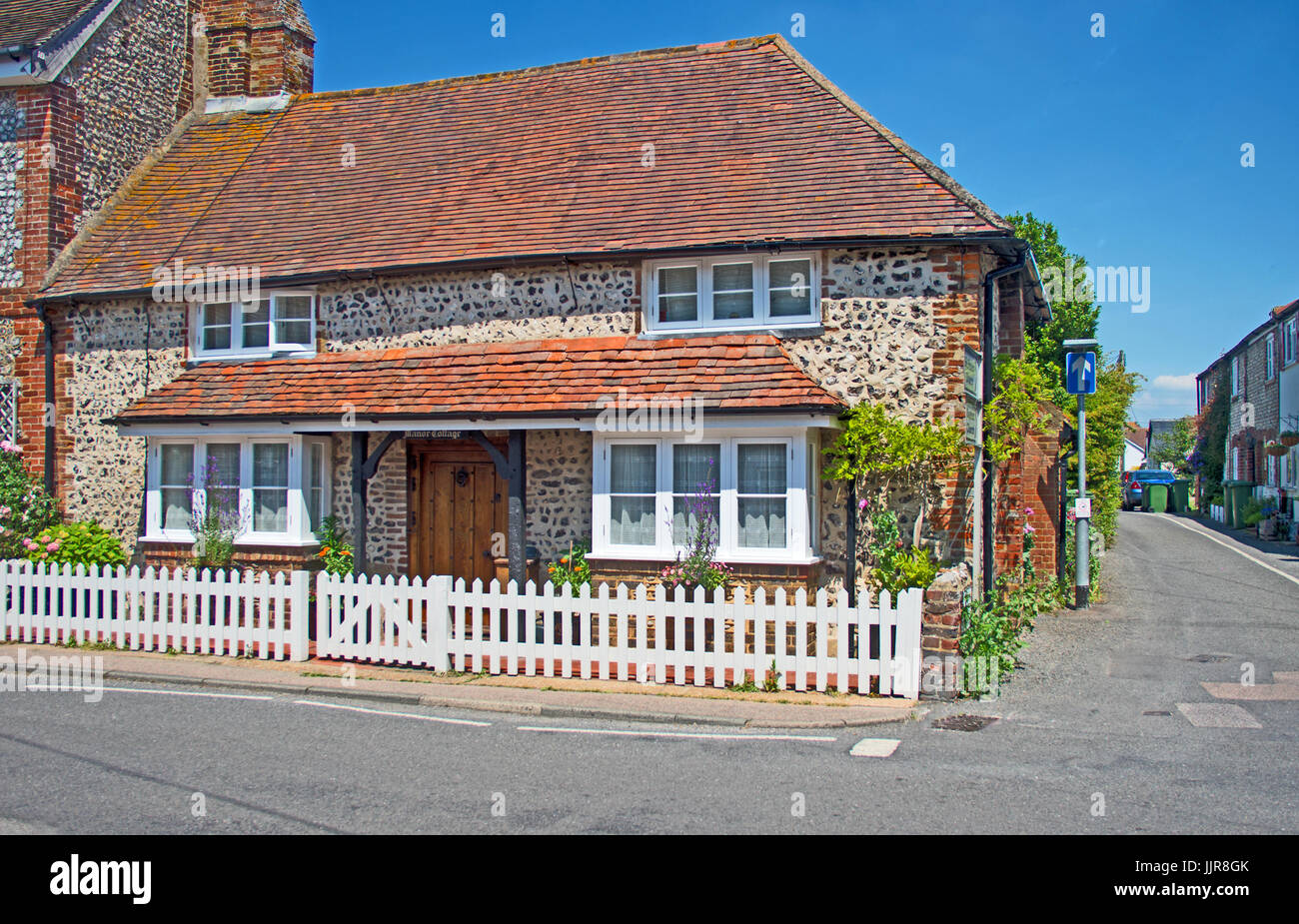 Beeding hi-res stock photography and images - Alamy