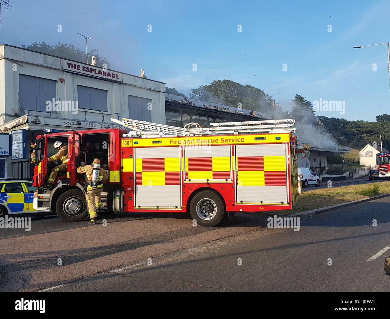 Firefighters tackle fire at Esplanade pub in Southend Featuring ...