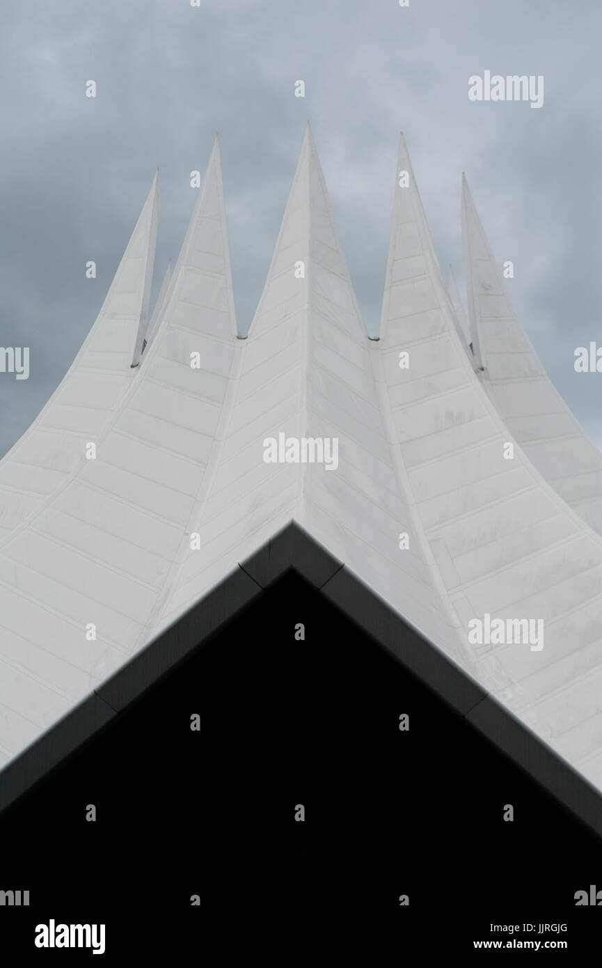 Berlin germany roof tempodrom hi-res stock photography and images - Alamy