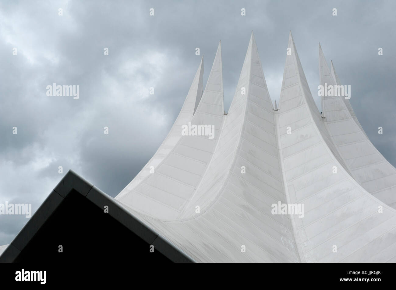 Berlin germany roof tempodrom hi-res stock photography and images - Alamy