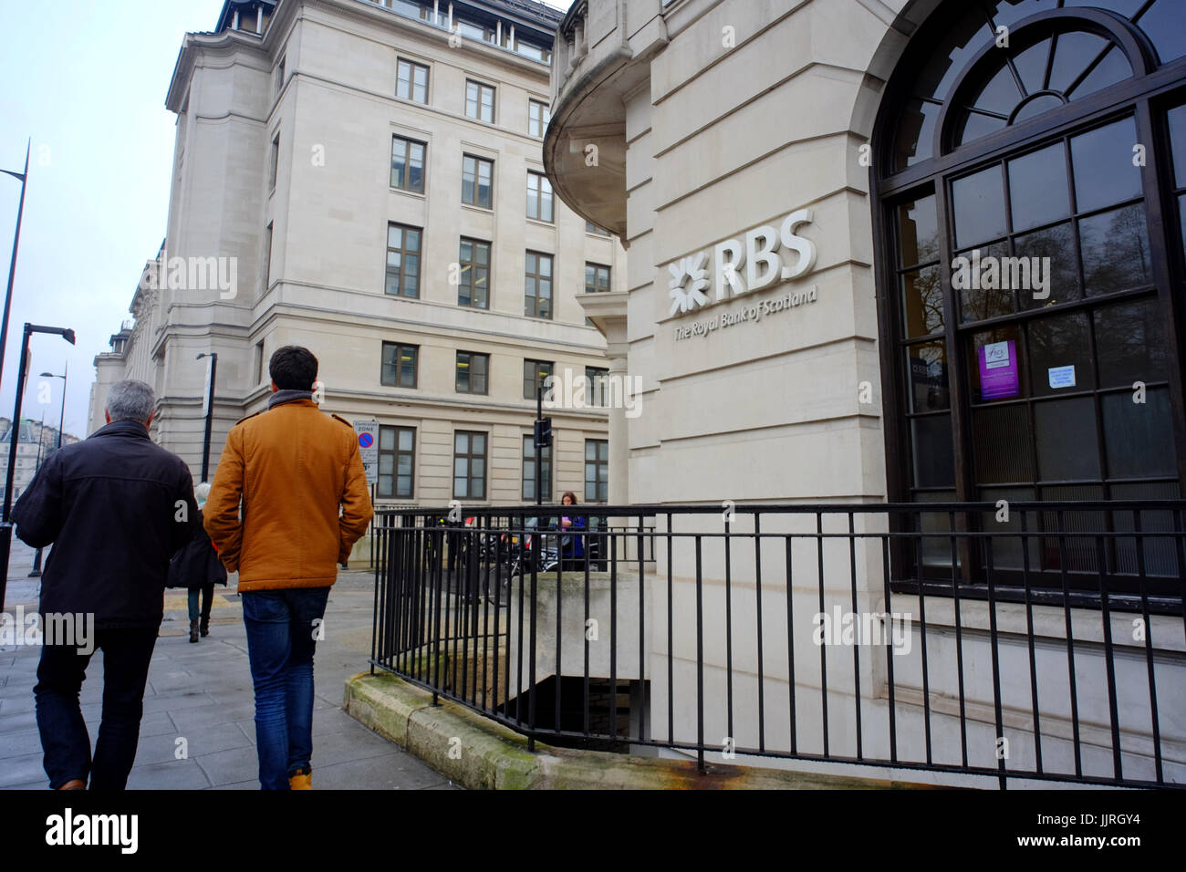 Royal bank of scotland in london hi-res stock photography and images ...