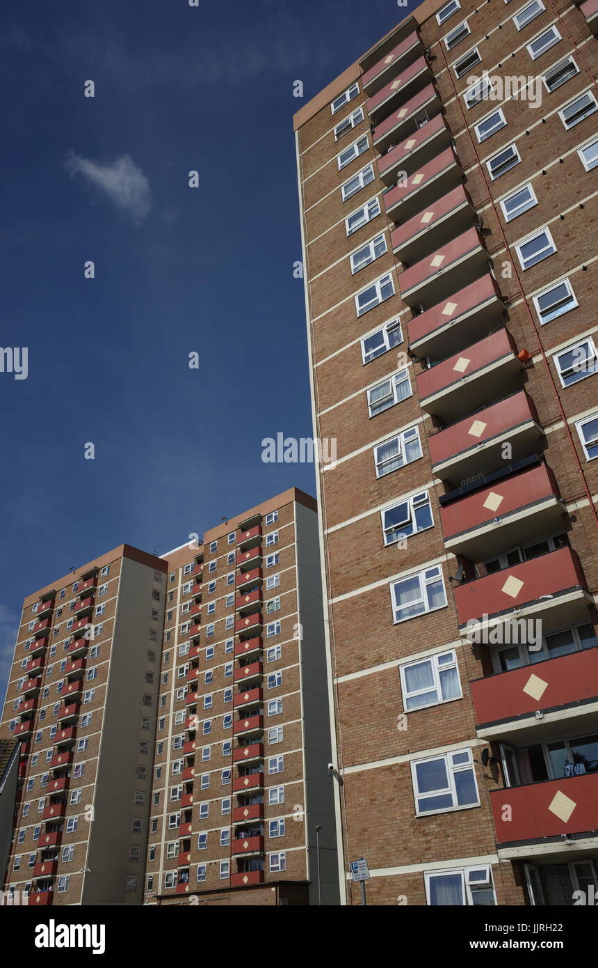 The block flats in luton hi-res stock photography and images - Alamy
