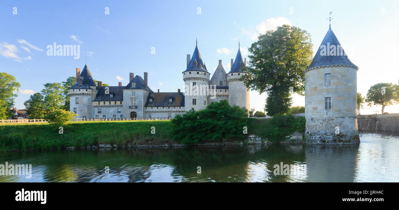 France, Loiret (45), Sully-sur-Loire, patrimoine mondial de l'UNESCO ...