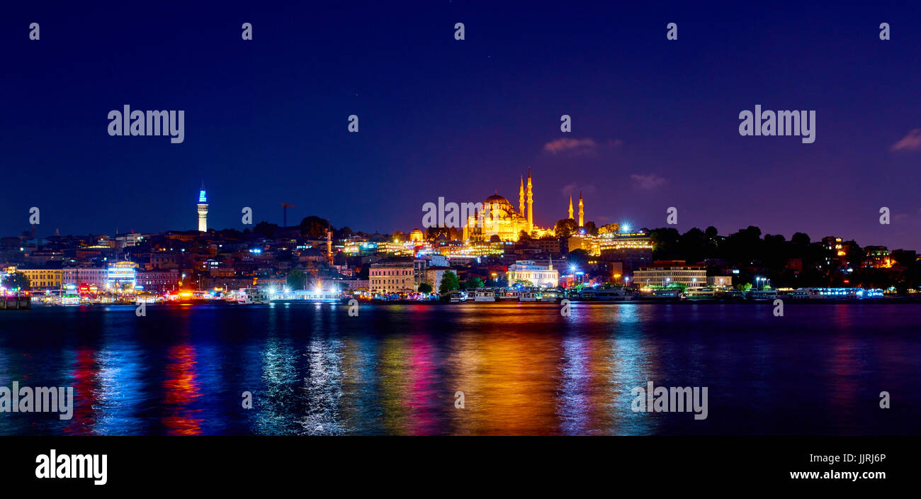 Istanbul. Turkey travel background. The Suleymaniye Mosque. Night view ...