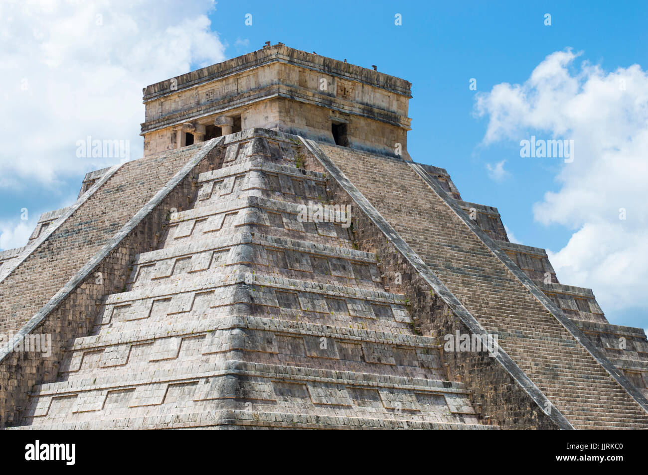 Mayan Ruins Chichen Itza Stock Photo - Alamy