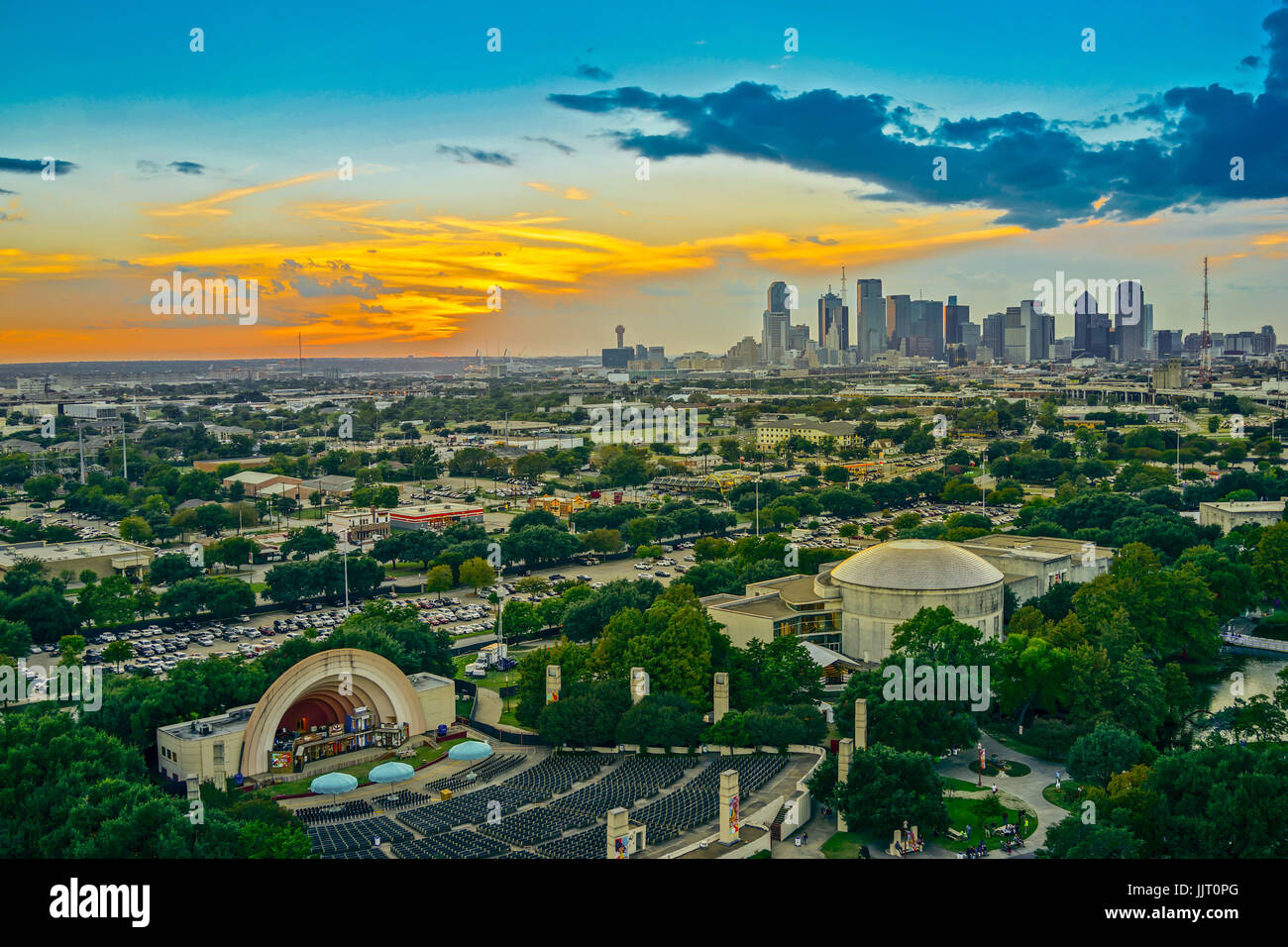 Downtown dallas aerial hi-res stock photography and images - Alamy