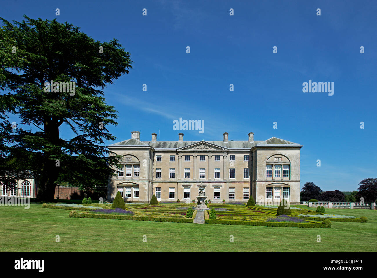 Sledmere House, East Yorkshire, England UK Stock Photo - Alamy