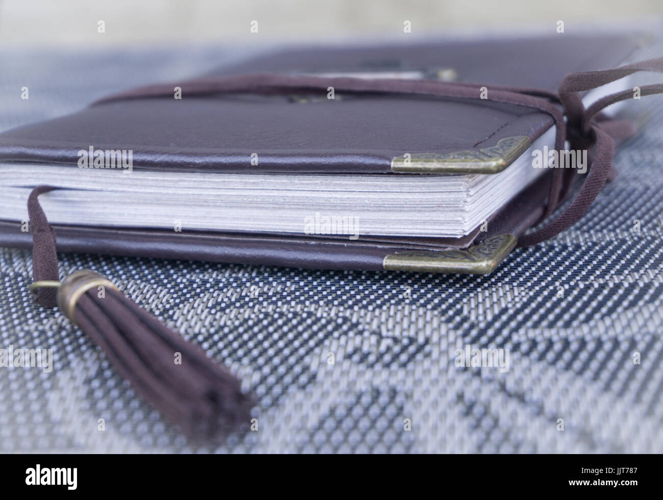 Brown leather handmade scrapbooking notebook for travellers scraps and ...