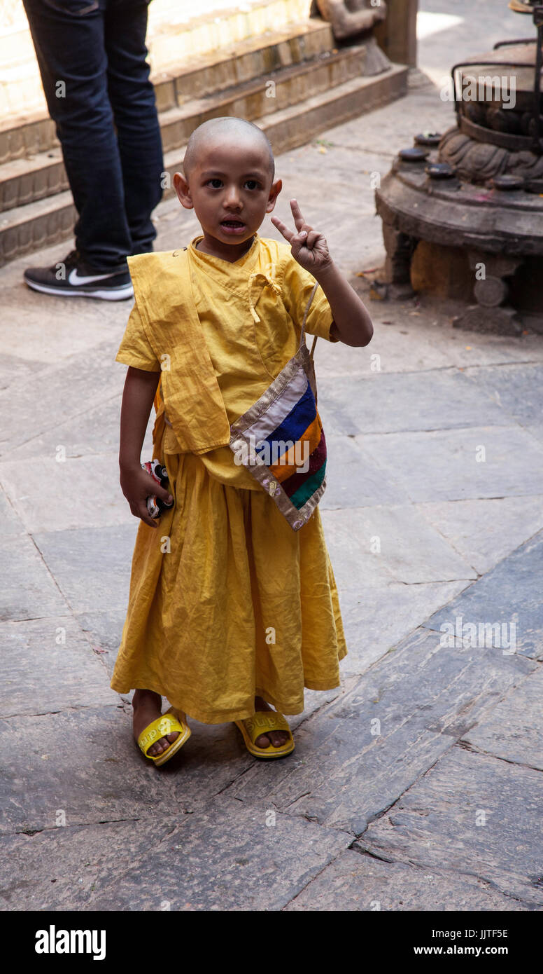 Hindu boy on street hi-res stock photography and images - Alamy