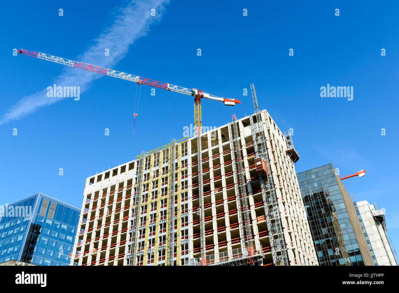 Scaffolding tower skyscraper hi-res stock photography and images - Alamy