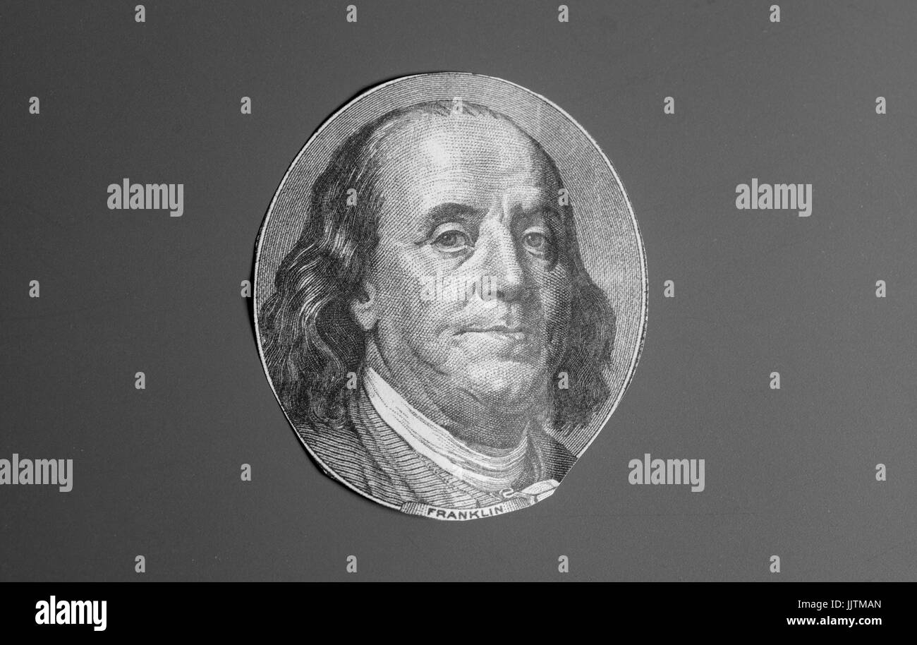 Benjamin franklin face banknote Black and White Stock Photos & Images ...