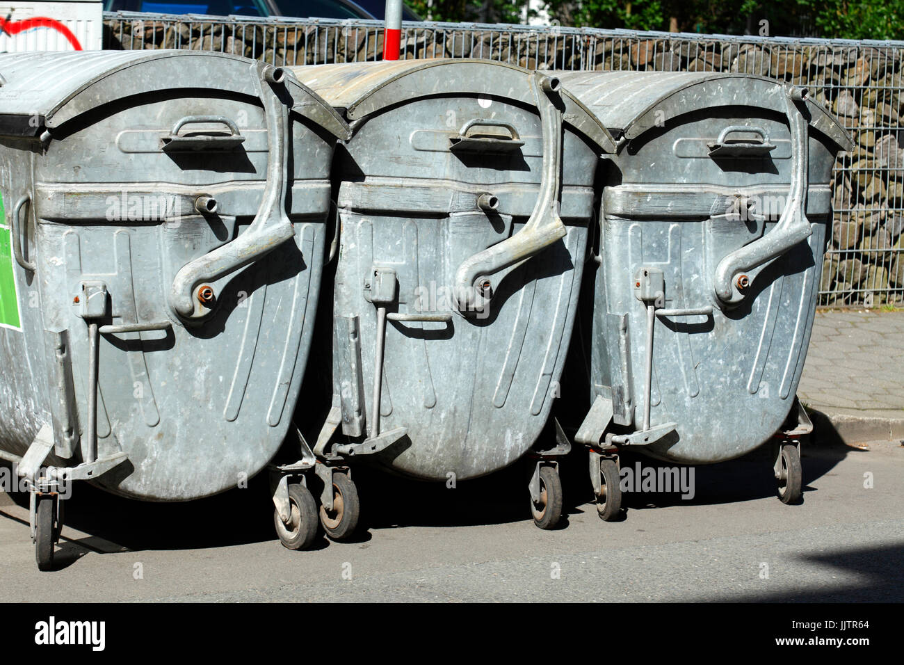 Old metal bins hi-res stock photography and images - Alamy