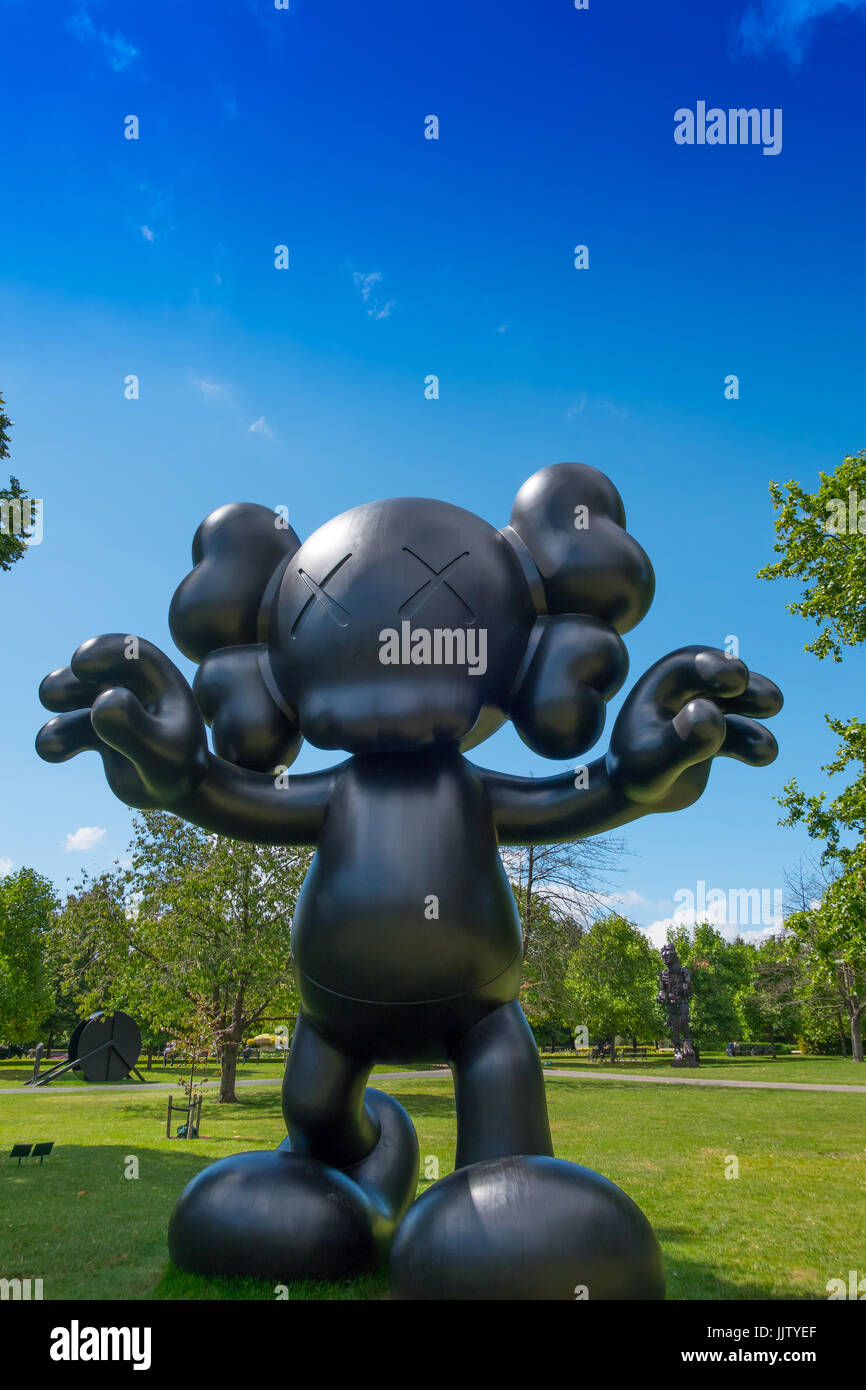 Kaws regent's park hi-res stock photography and images - Alamy