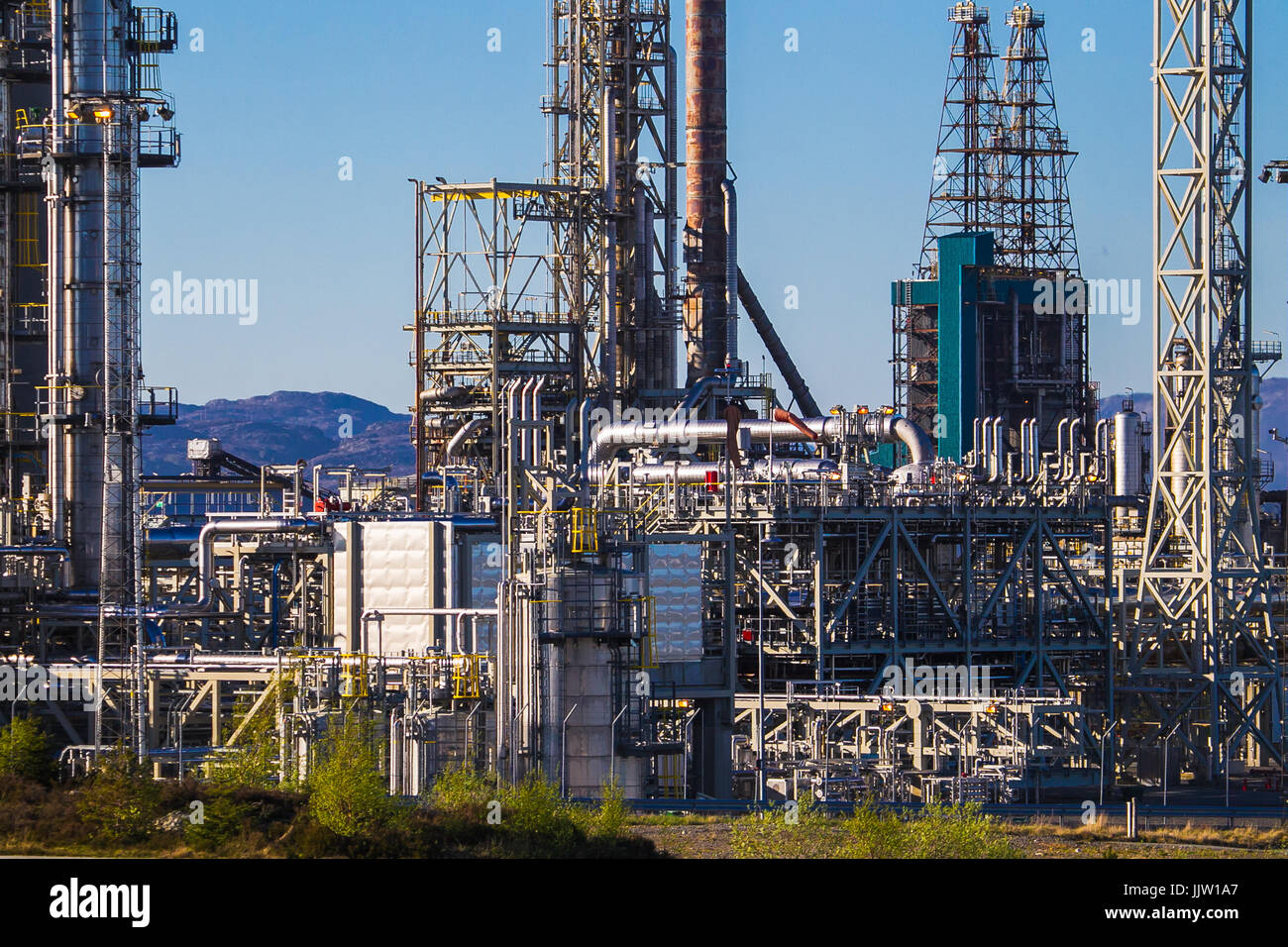 Mongstad oil refinery hi-res stock photography and images - Alamy