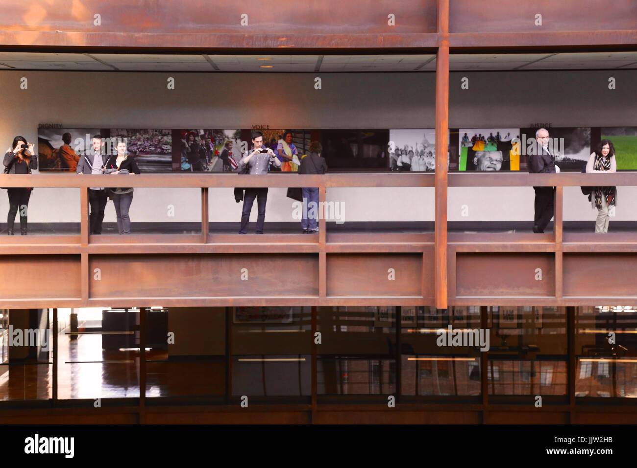The ford foundation atrium hi-res stock photography and images - Alamy