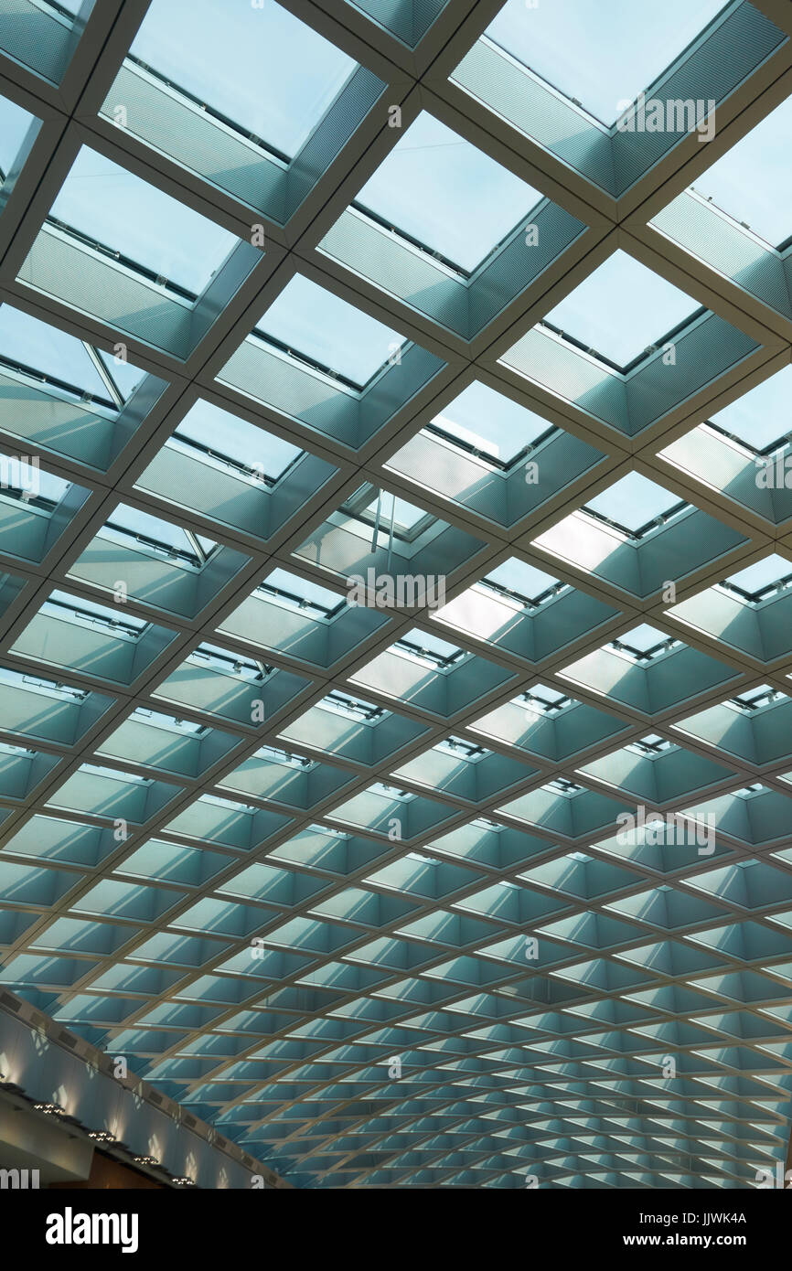 Patterned roof hi-res stock photography and images - Alamy