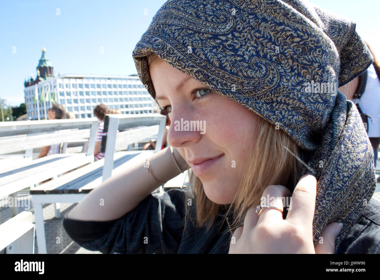 Adjusting headcloth hi-res stock photography and images - Alamy