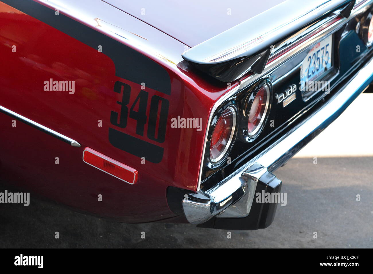 Vintage red cars hi-res stock photography and images - Alamy