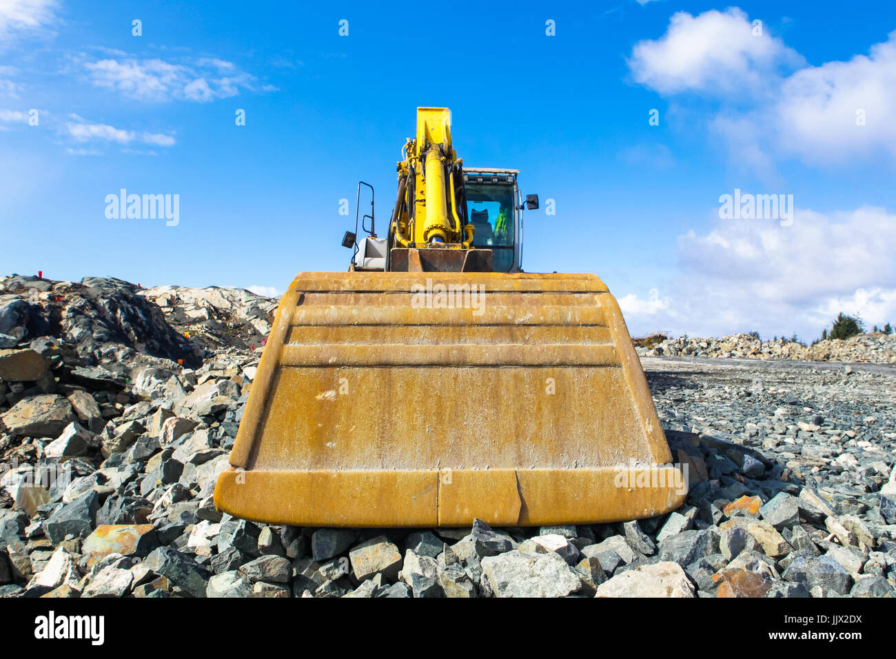 Mechanical digger earthmover machine hi-res stock photography and ...