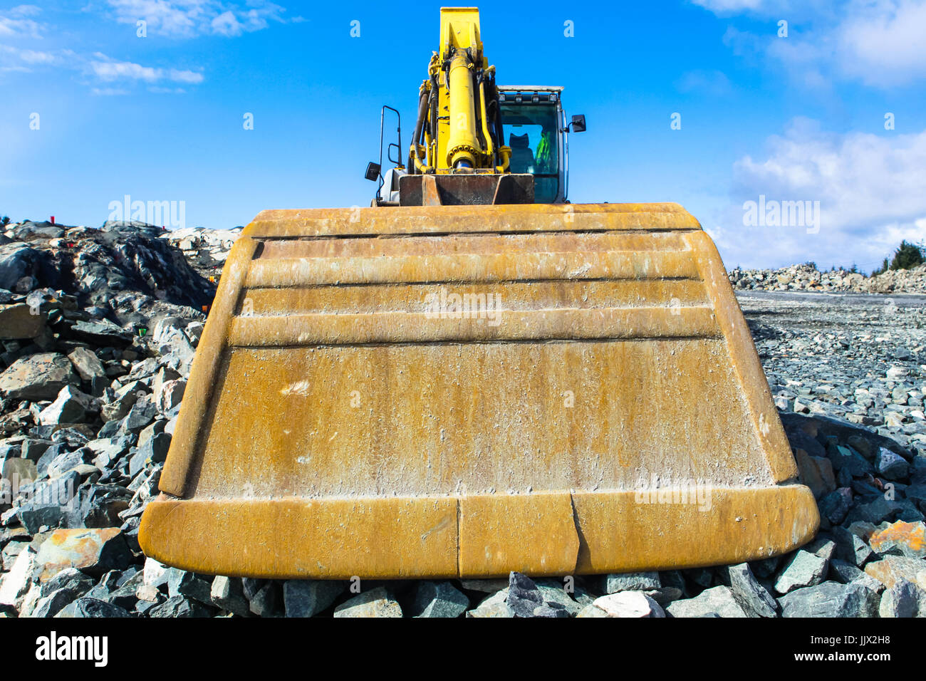 Digger track machine hi-res stock photography and images - Alamy