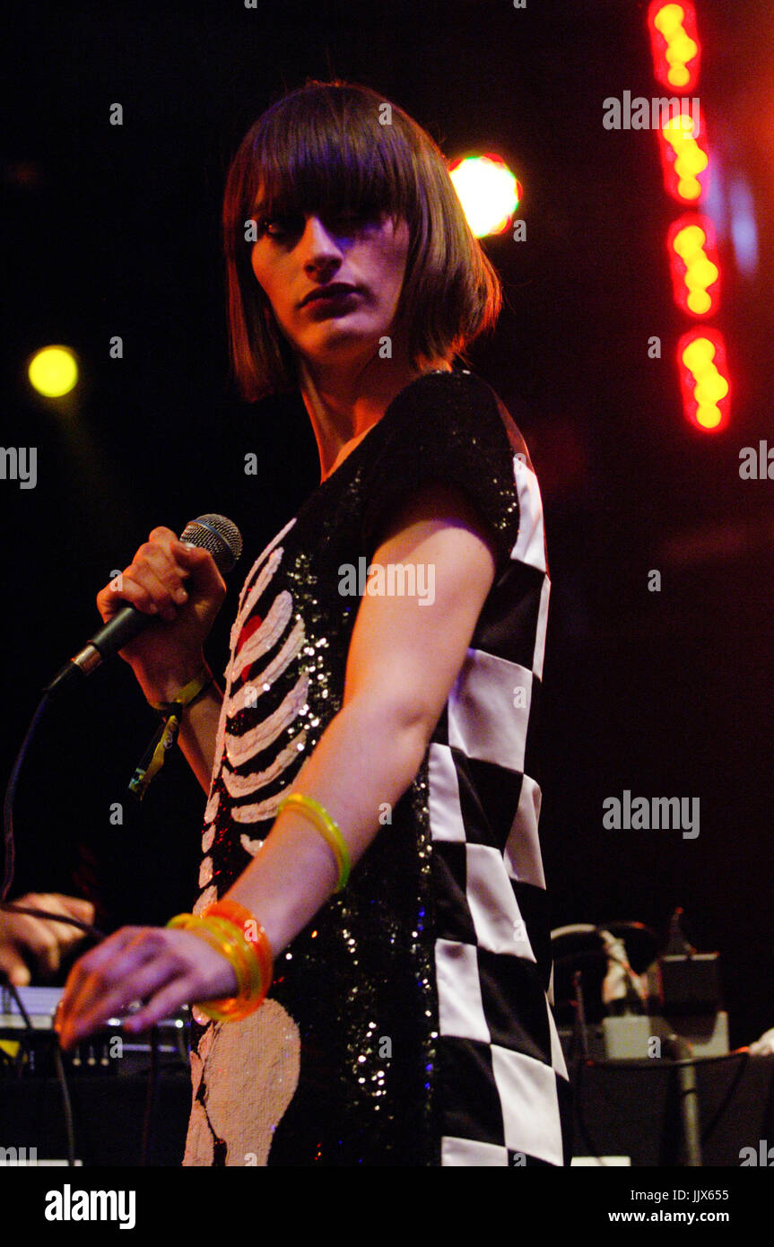 Yelle Stock Photos & Yelle Stock Images - Alamy