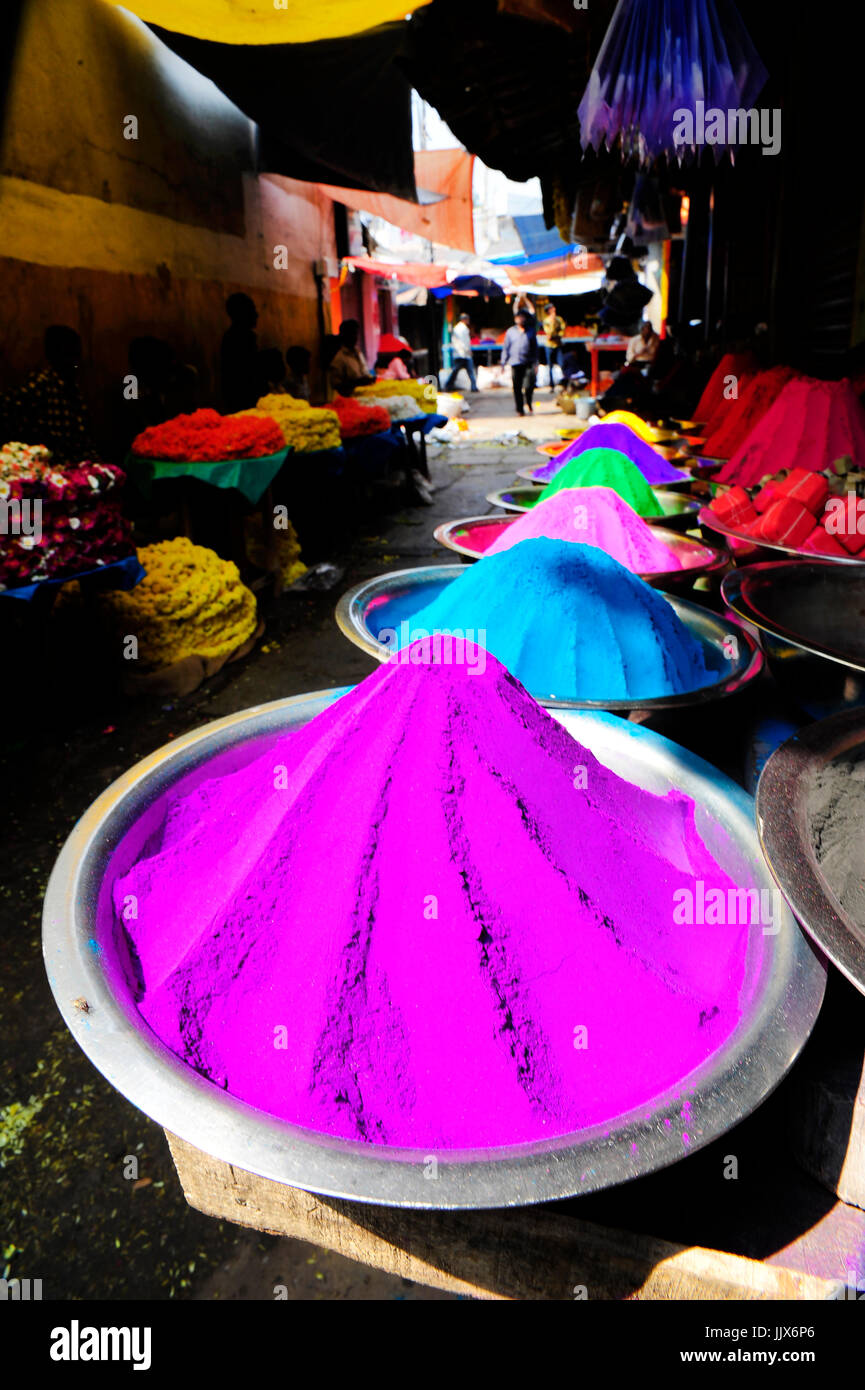 Indian colored powder hi-res stock photography and images - Alamy