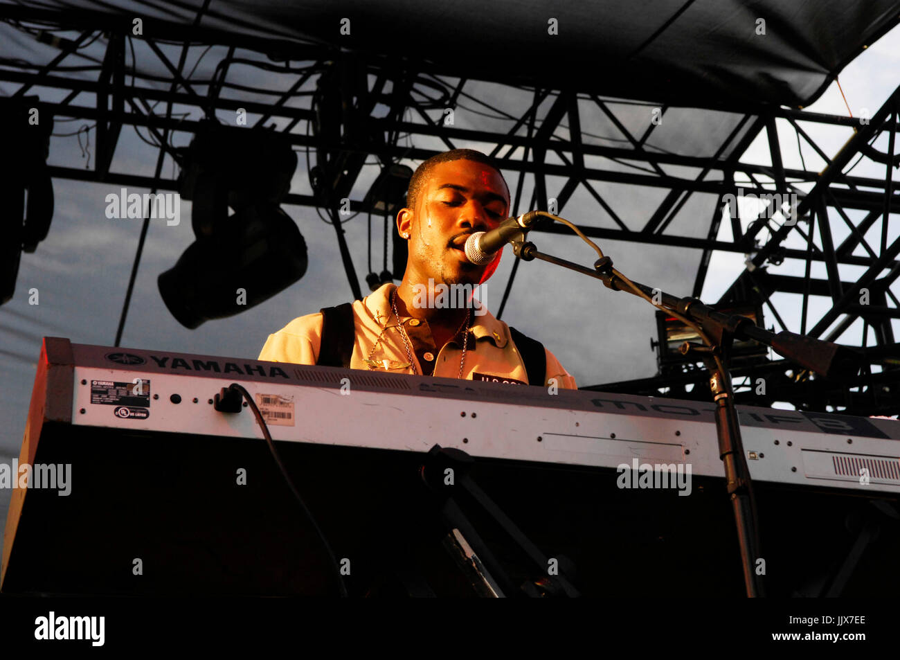 Actor/Singer Ray J performing Queen Mary for 4th July concert Long ...