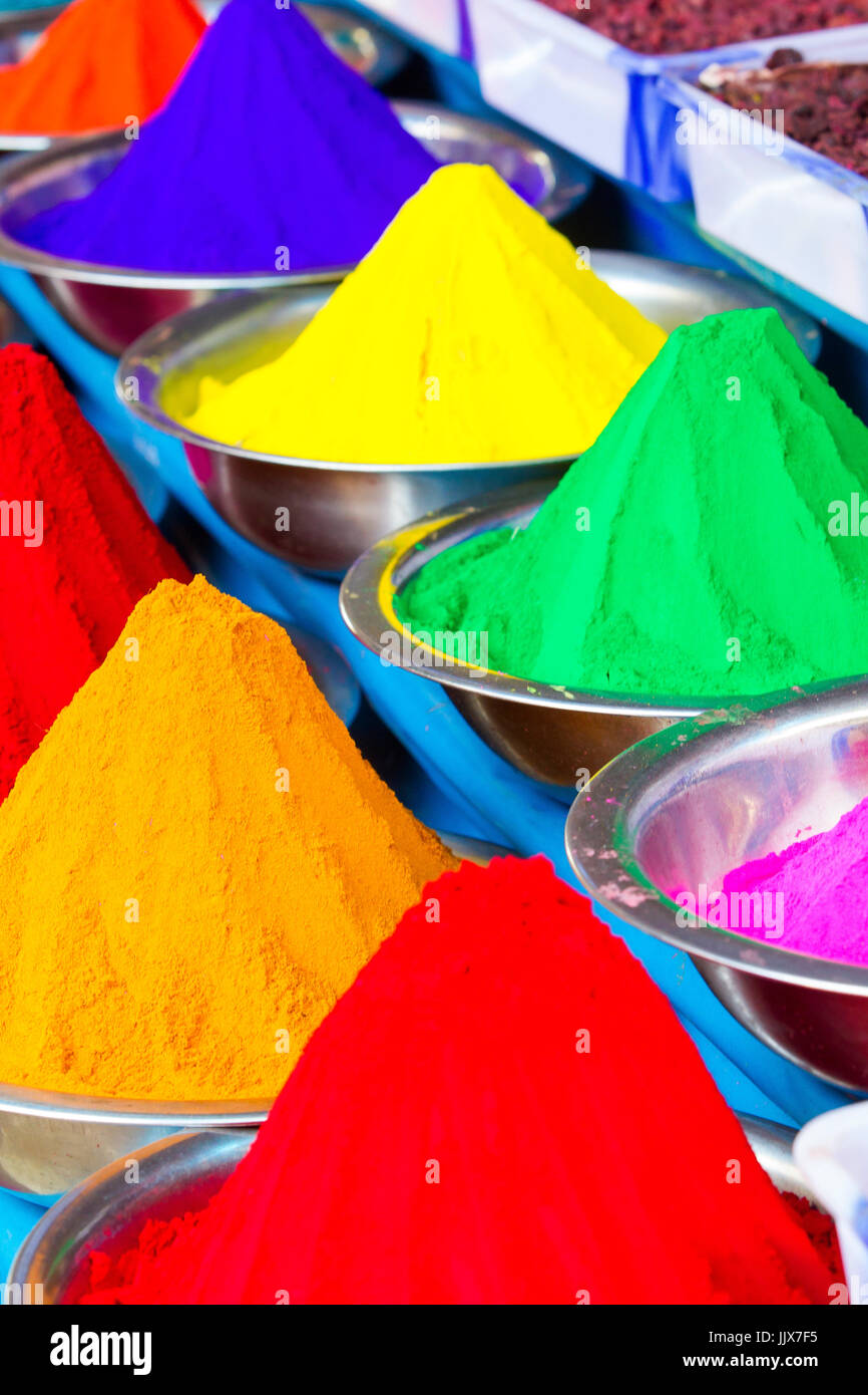 Colored powder india hi-res stock photography and images - Alamy