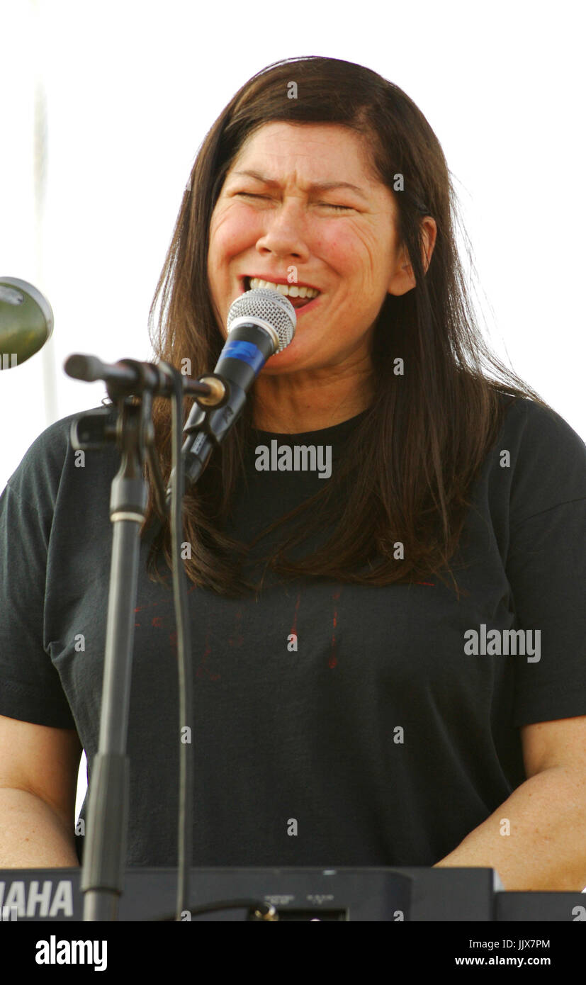 The breeders kim deal hi-res stock photography and images - Alamy