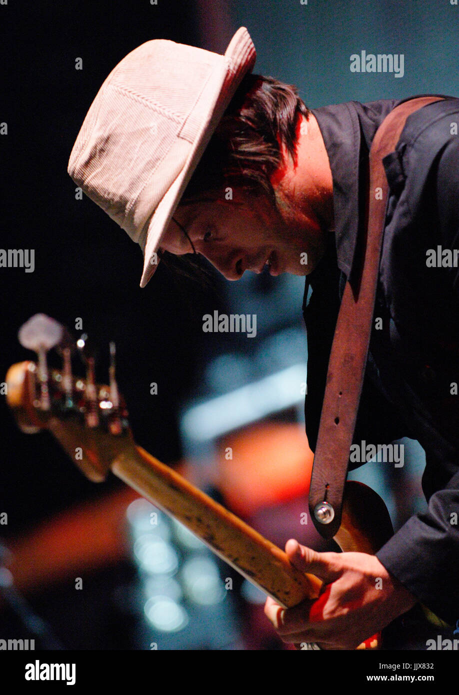 Simon jones hi-res stock photography and images - Alamy