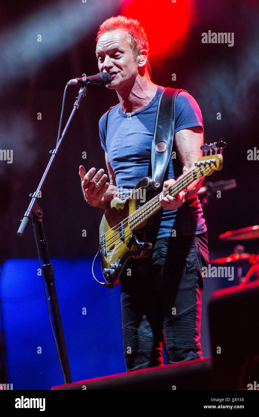 Gordon matthew thomas sumner hi-res stock photography and images - Alamy