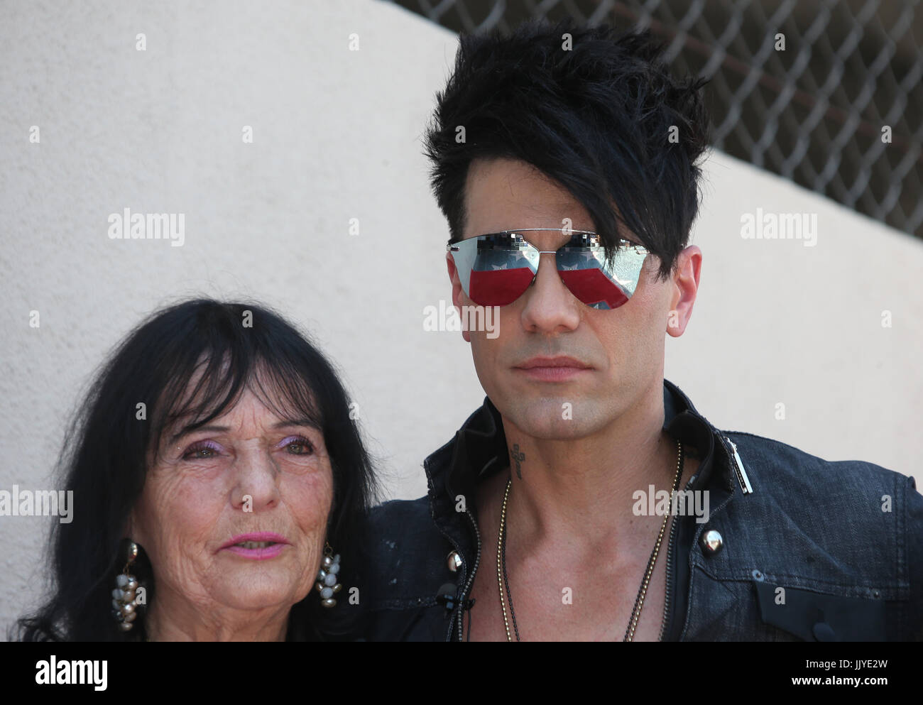 Sarantakos hi-res stock photography and images - Alamy
