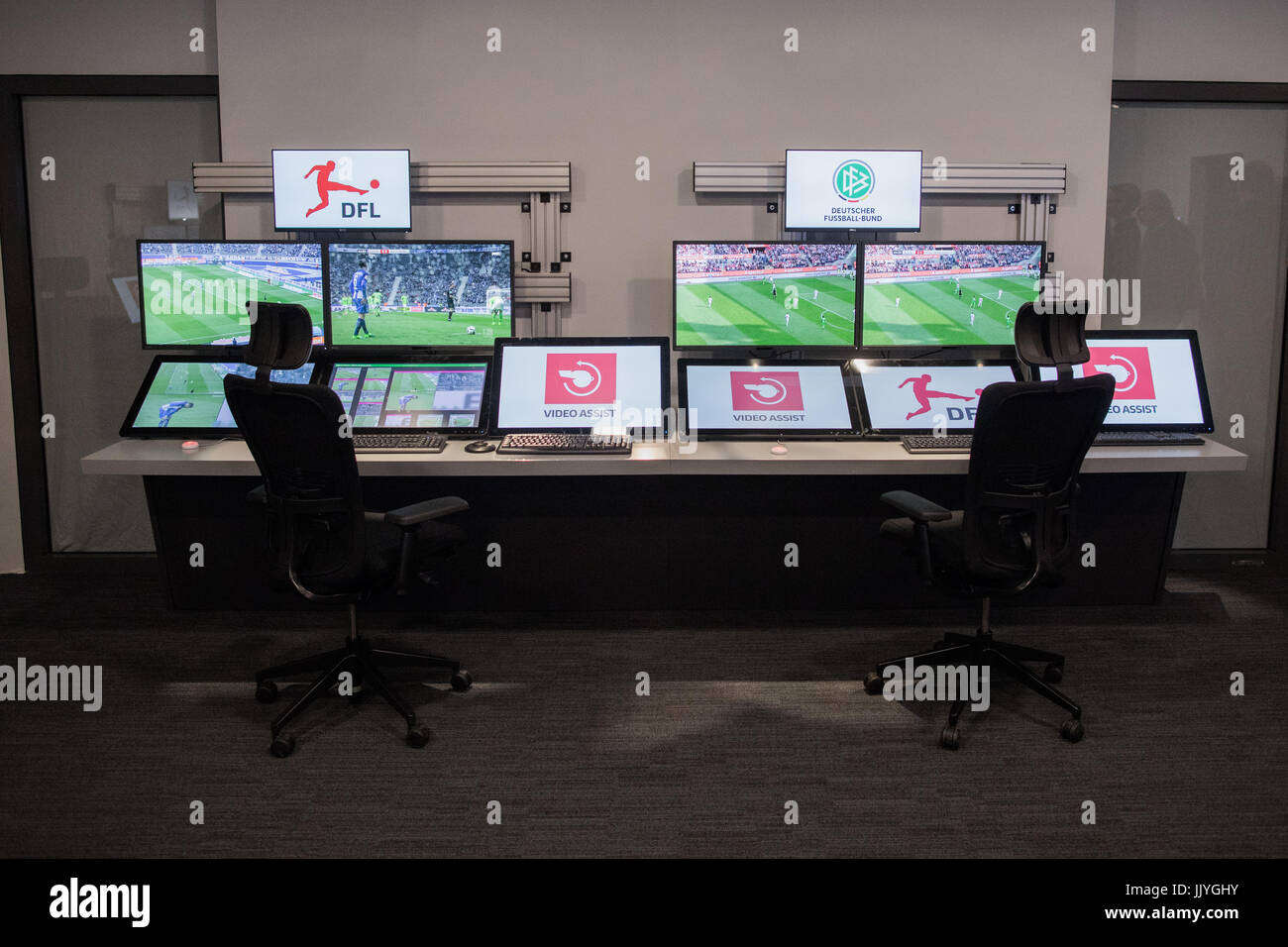 Video assistant referee hi-res stock photography and images - Alamy