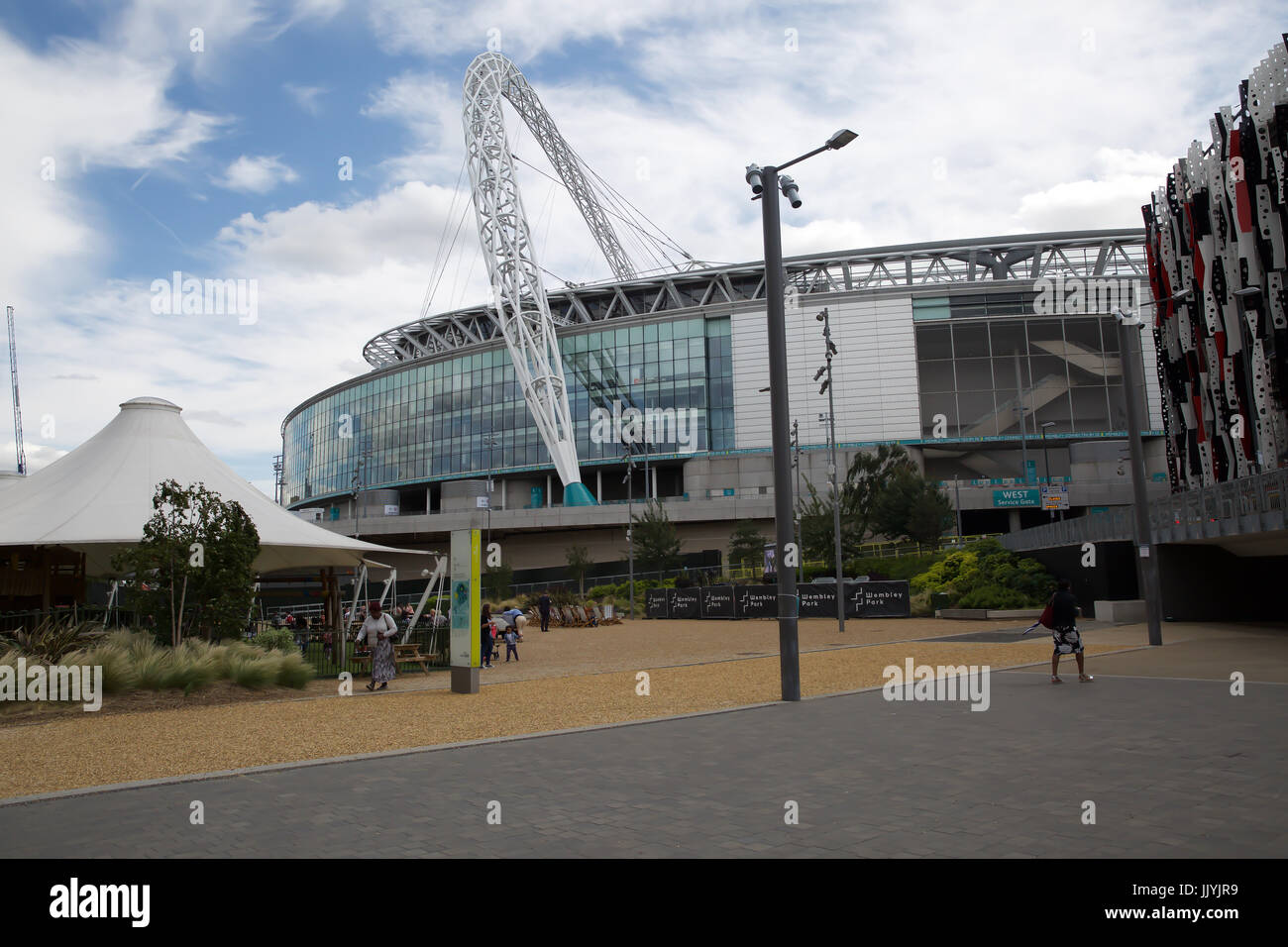 Wembley Park, UK. 21st July, 2017. Blue skies over The Wembley Arch in ...