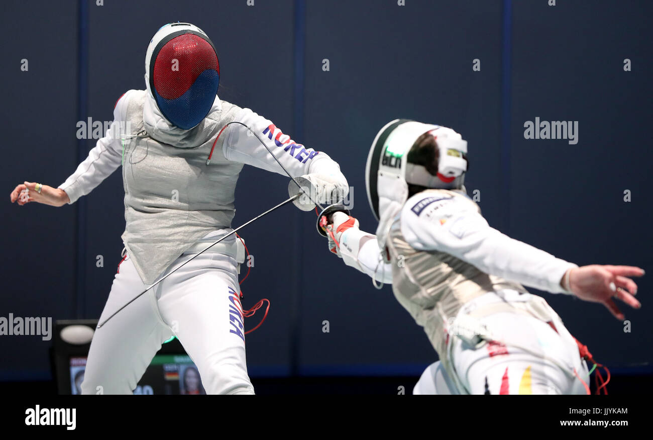 Anne sauer hi-res stock photography and images - Alamy