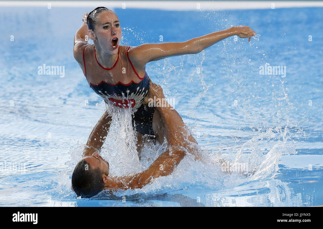 Synchronised Swimmers Stock Photos & Synchronised Swimmers Stock Images ...