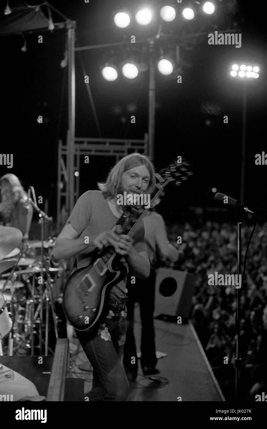 Duane Allman of The Allman Brothers performing at the Sunset concert ...