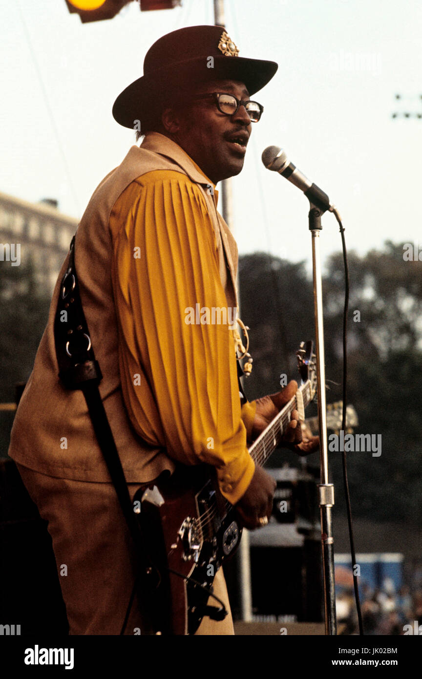 Bo diddley hi-res stock photography and images - Alamy
