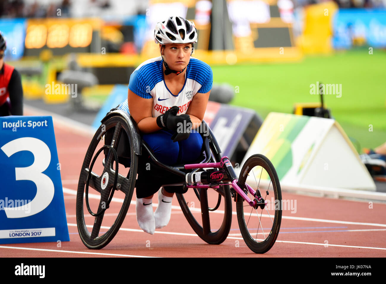 Carly Tait at the start of the T34 400m wheelchair race at the World ...