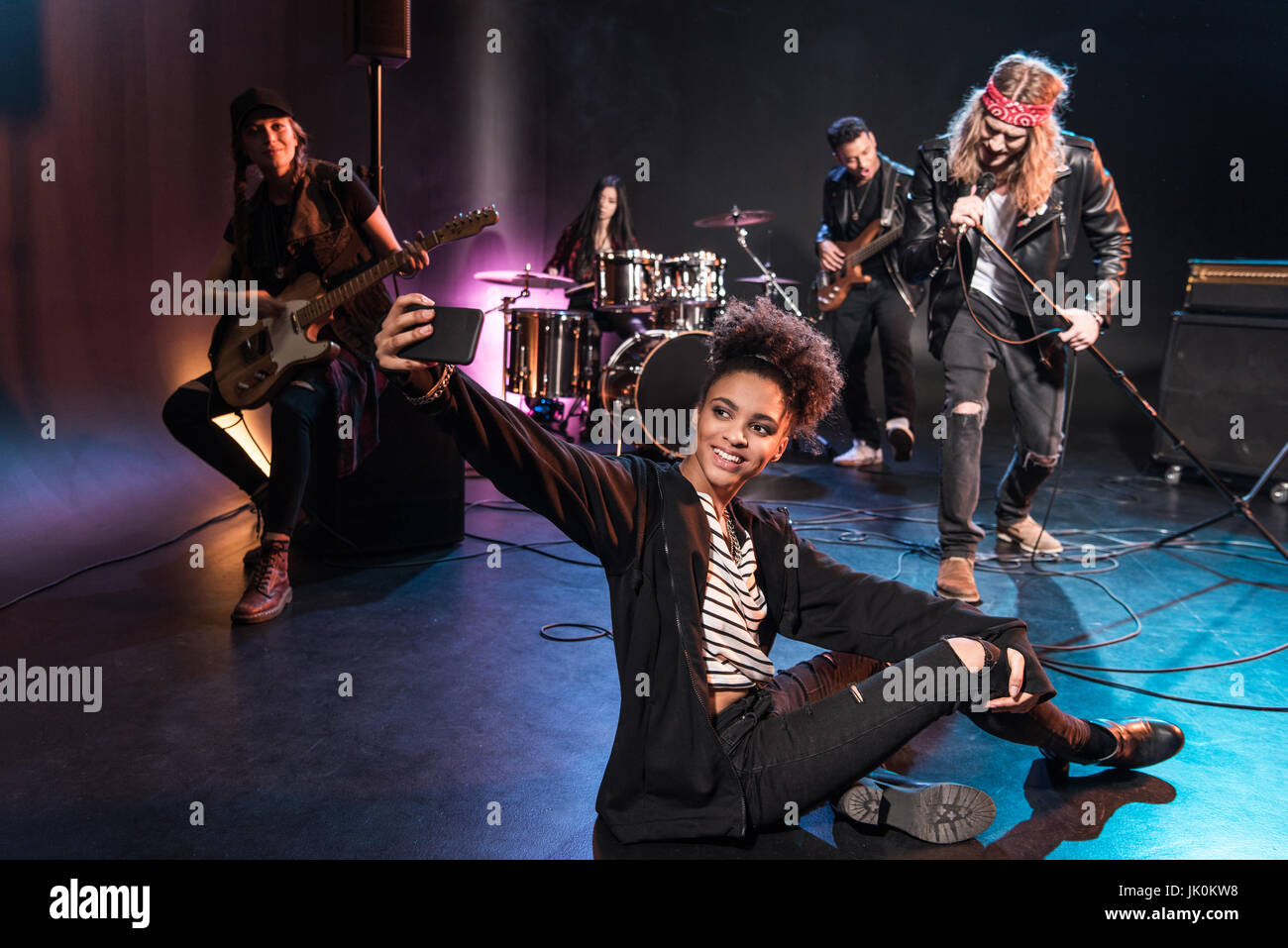 Rock band taking selfie hi-res stock photography and images - Alamy