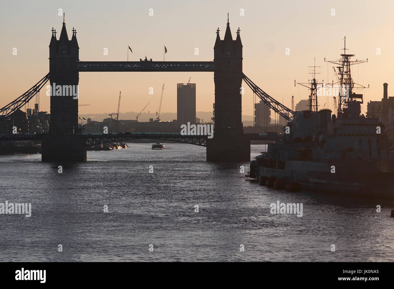 Views of the tower bridge hi-res stock photography and images - Alamy