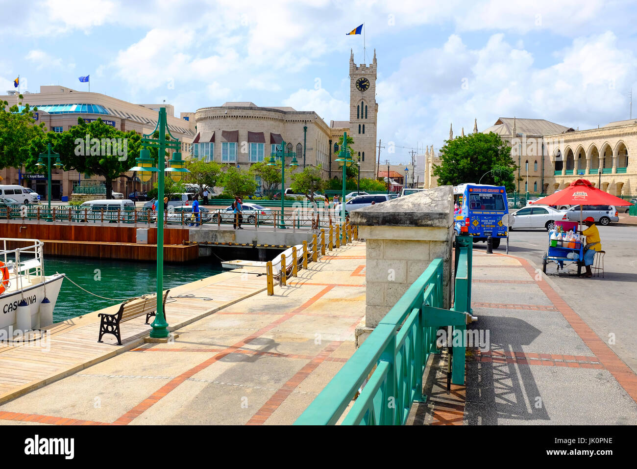 Barbados bridgetown bridge house hi-res stock photography and images ...