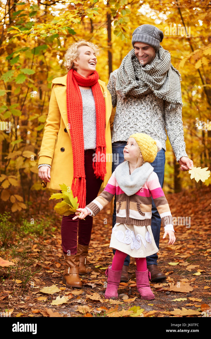 Parent helping child camera hi-res stock photography and images - Alamy